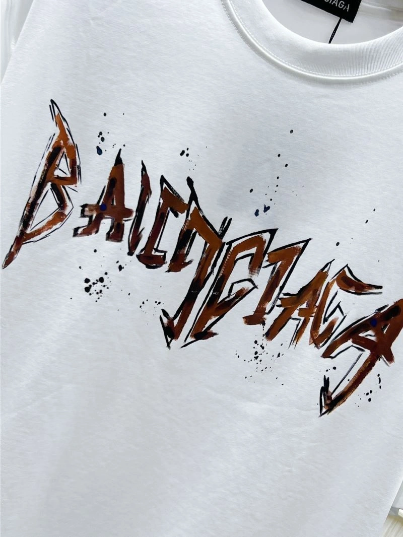Value-priced Balenciaga T-Shirts