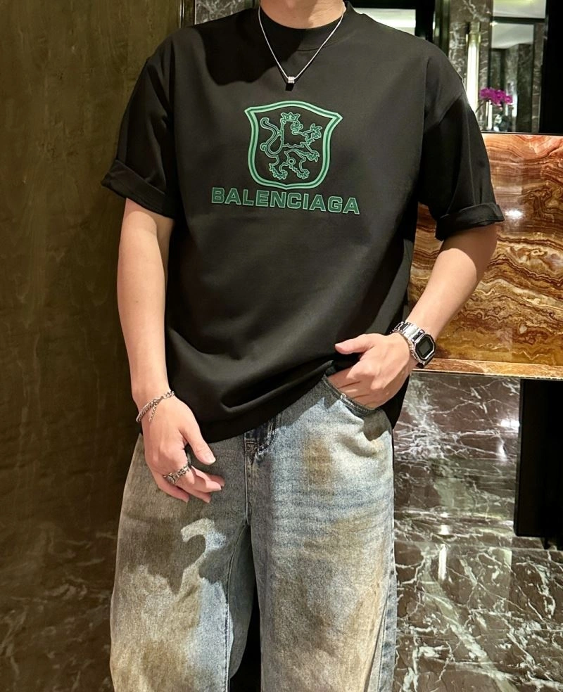 Reasonably priced Balenciaga T-Shirts