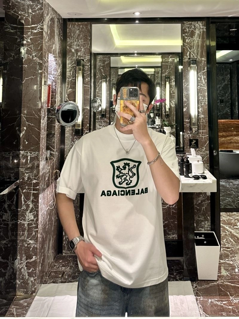 Indistinguishable Balenciaga T-Shirts