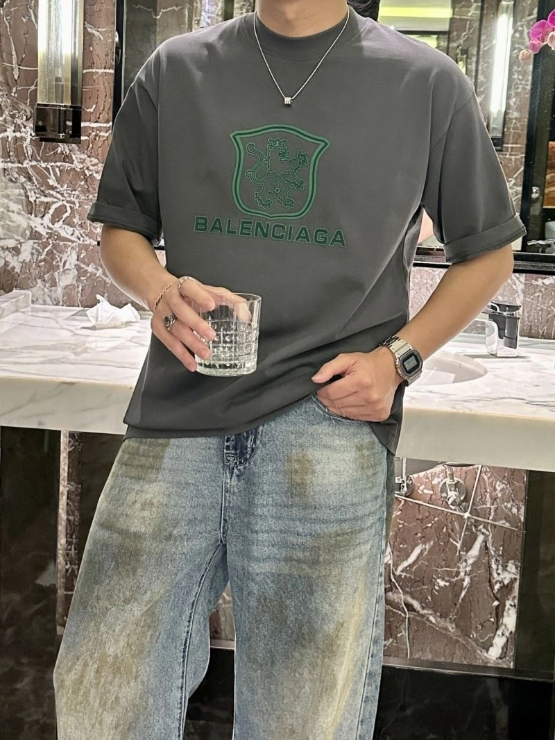 Economical Balenciaga T-Shirts