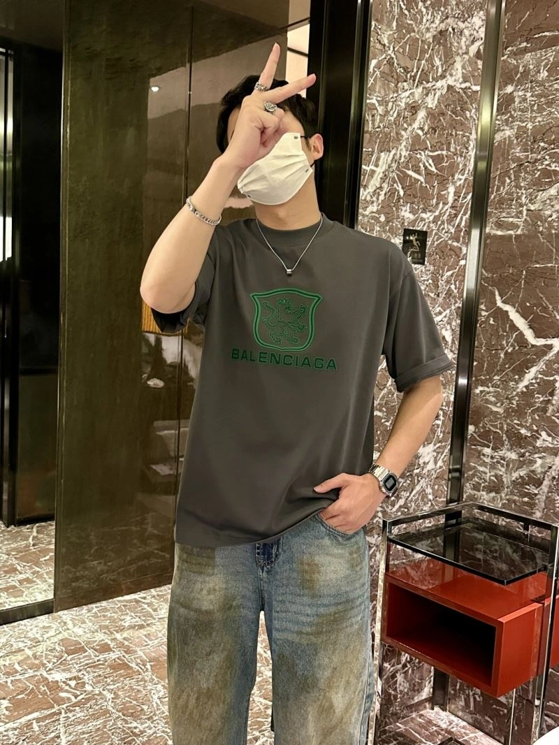 Economical Balenciaga T-Shirts