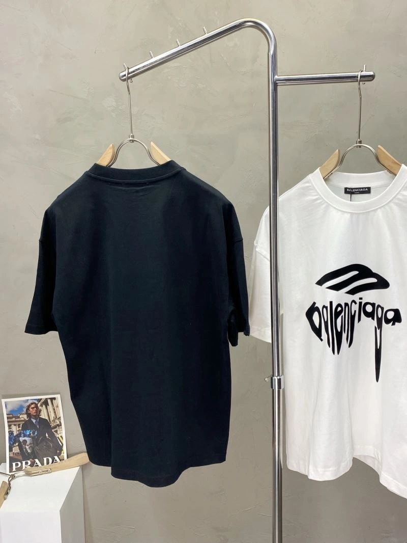 Bargain Balenciaga T-Shirts