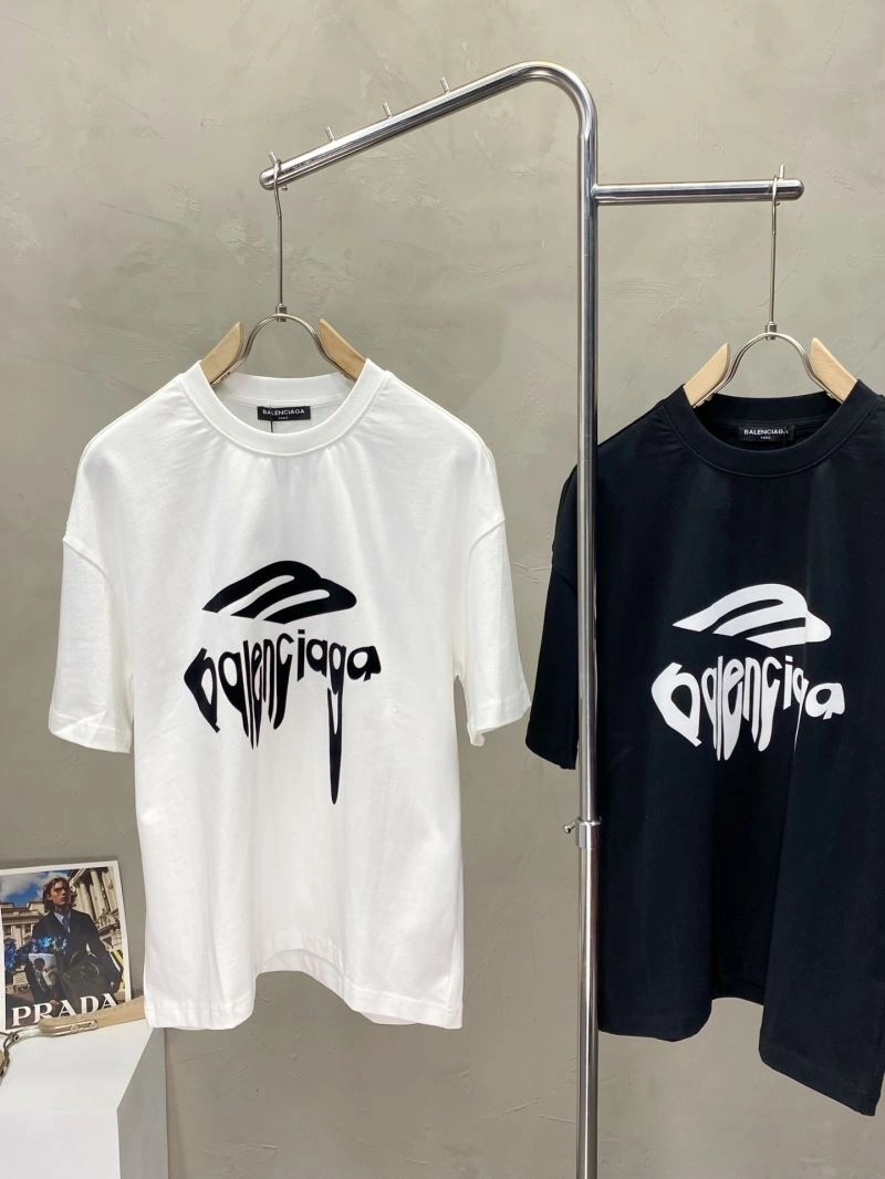 Bargain Balenciaga T-Shirts