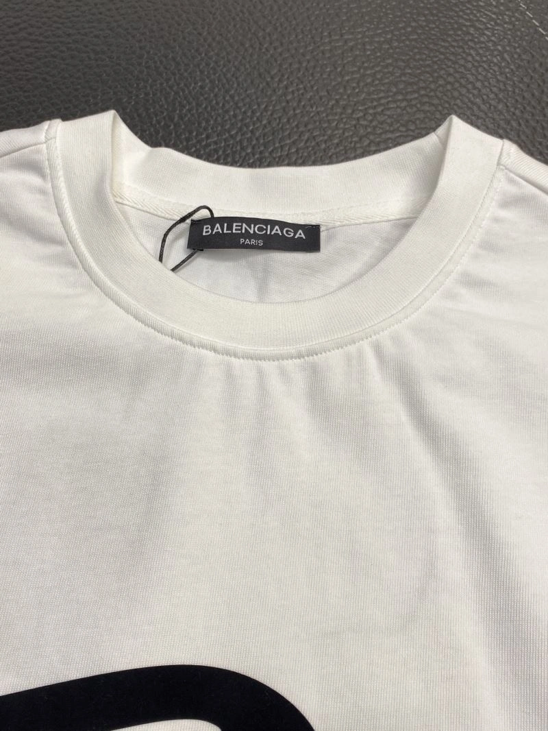 Bargain Balenciaga T-Shirts