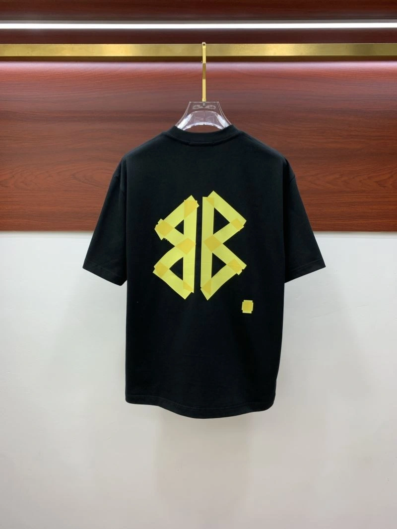 Low-cost Balenciaga T-Shirts