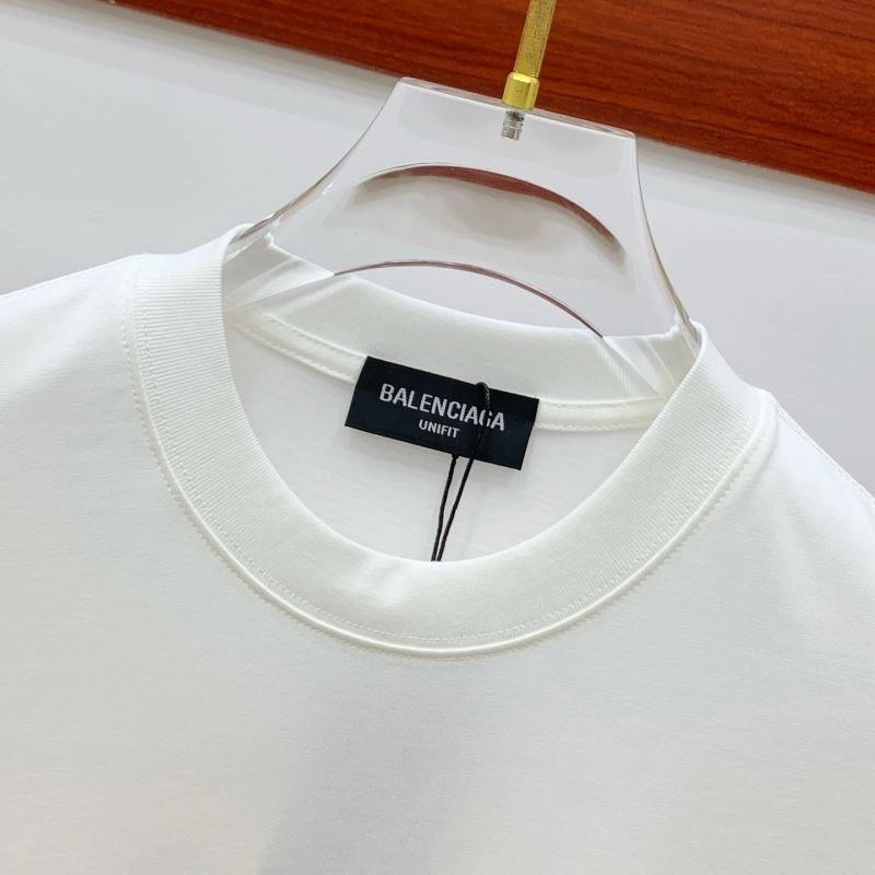 Accurate model Balenciaga T-Shirts
