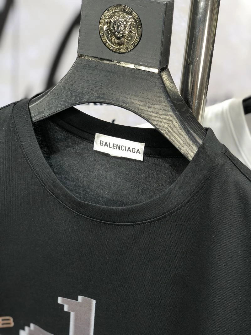 Inexpensive Balenciaga T-Shirts