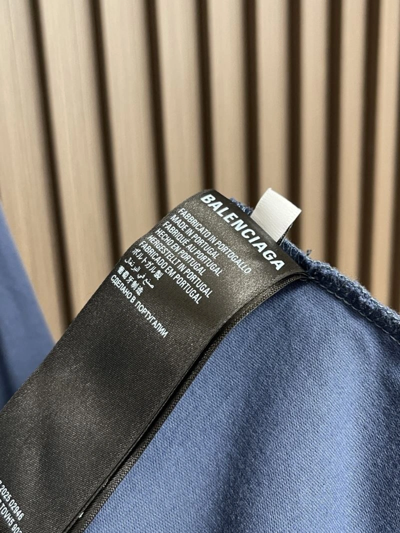 Bargain Balenciaga T-Shirts