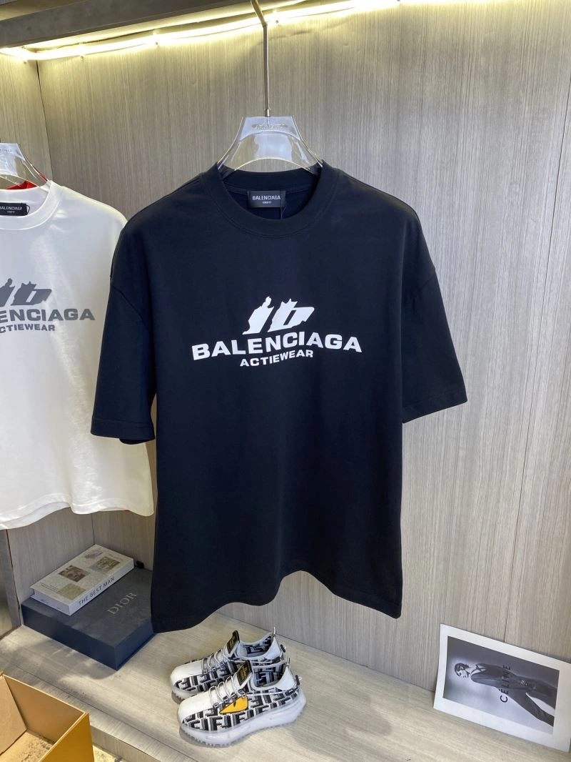 Bargain Balenciaga T-Shirts