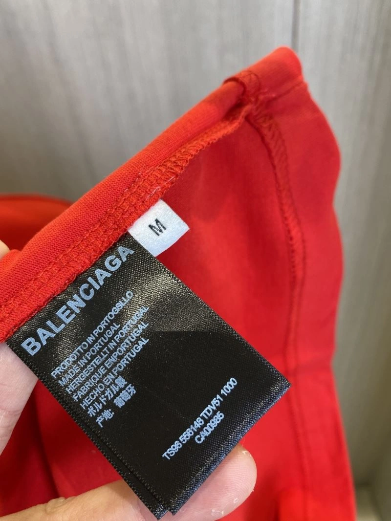 Bargain Balenciaga T-Shirts
