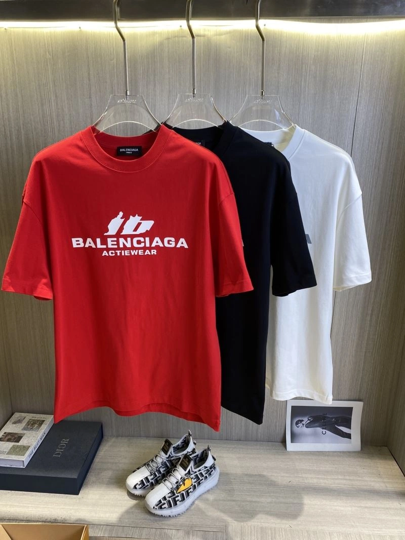 Bargain Balenciaga T-Shirts