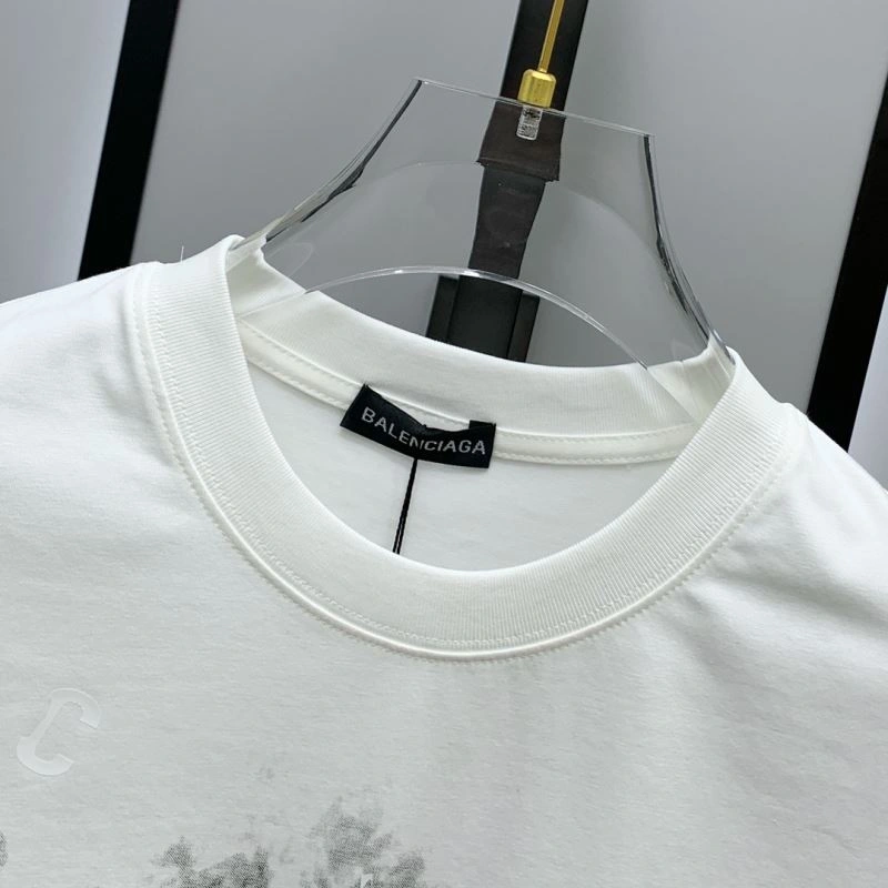 Inexpensive Balenciaga T-Shirts