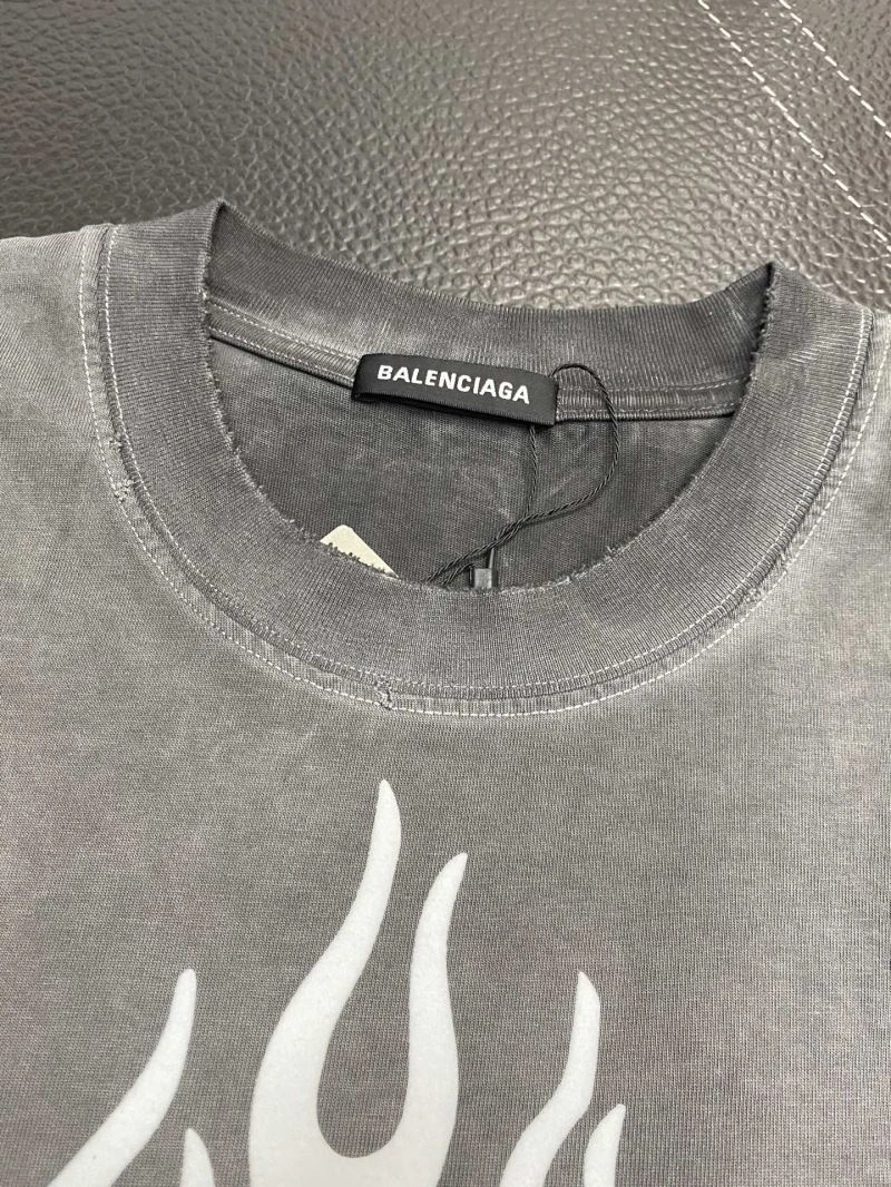 Exact replica Balenciaga T-Shirts
