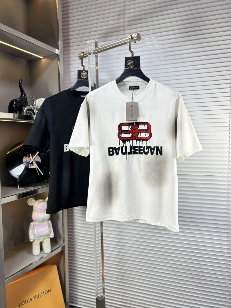 Inexpensive Balenciaga T-Shirts