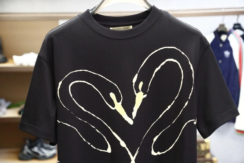 Bargain Balenciaga T-Shirts