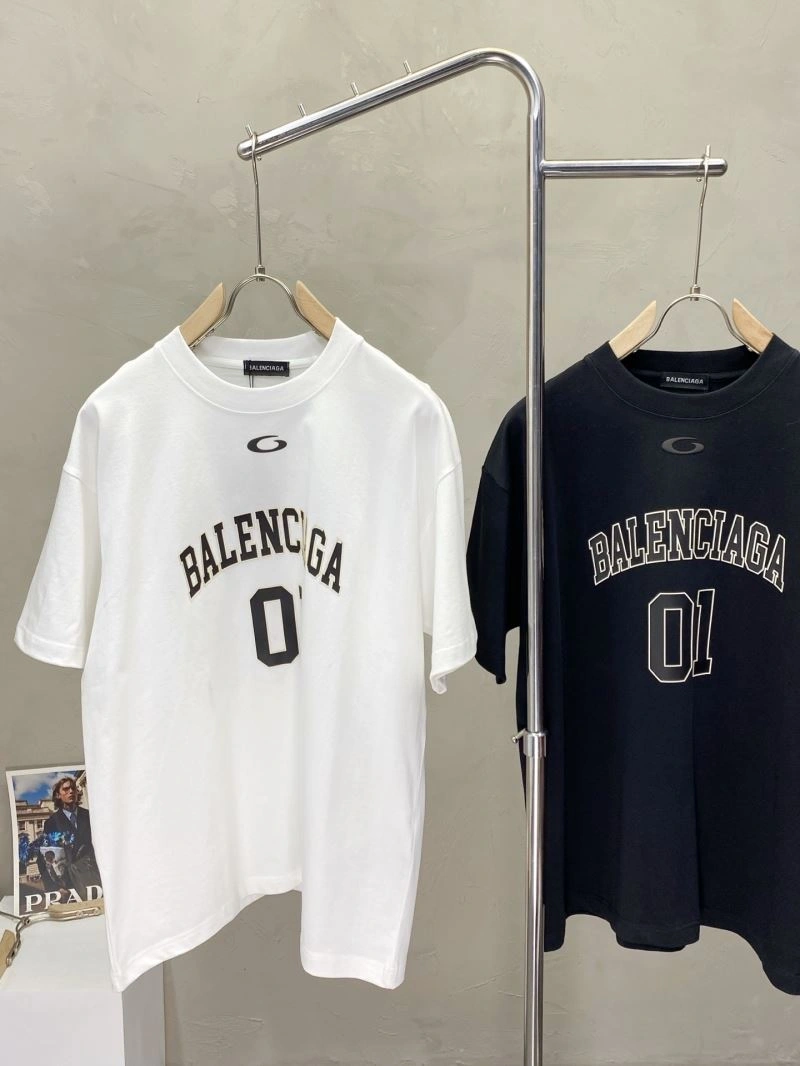 Precise copy Balenciaga T-Shirts