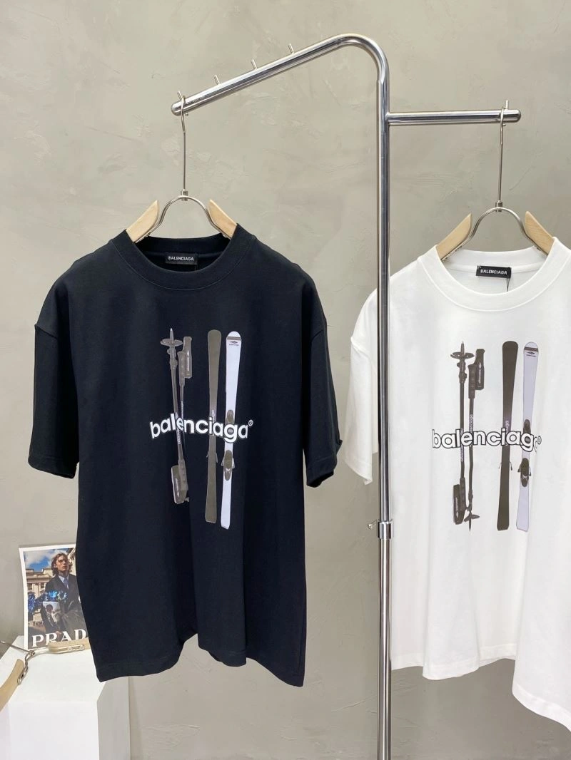 Exact replica Balenciaga T-Shirts