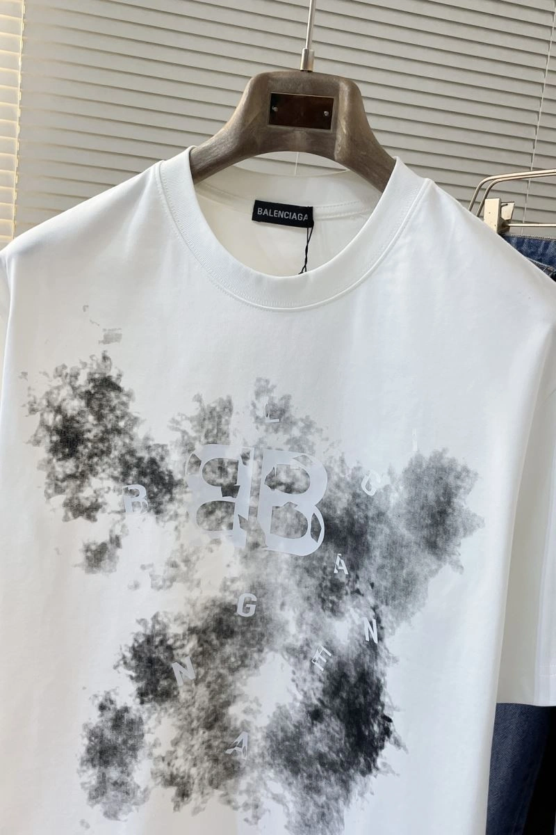 Exact replica Balenciaga T-Shirts