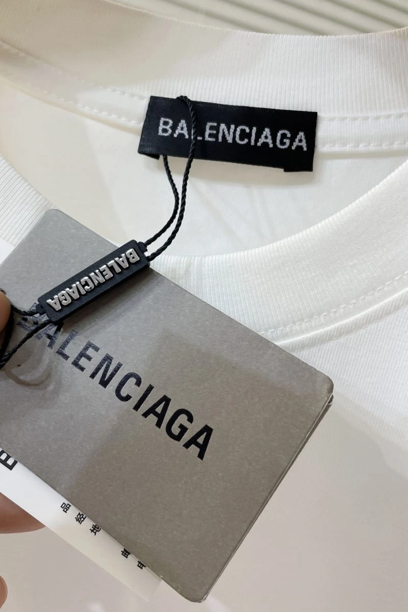 Exact replica Balenciaga T-Shirts