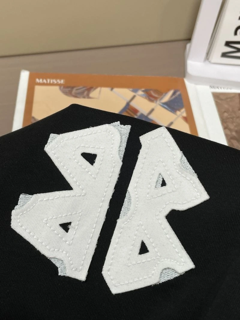 Cut-rate Balenciaga T-Shirts