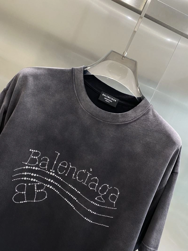 Accurate model Balenciaga T-Shirts
