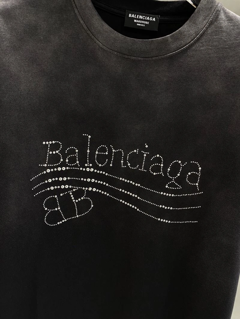 Accurate model Balenciaga T-Shirts