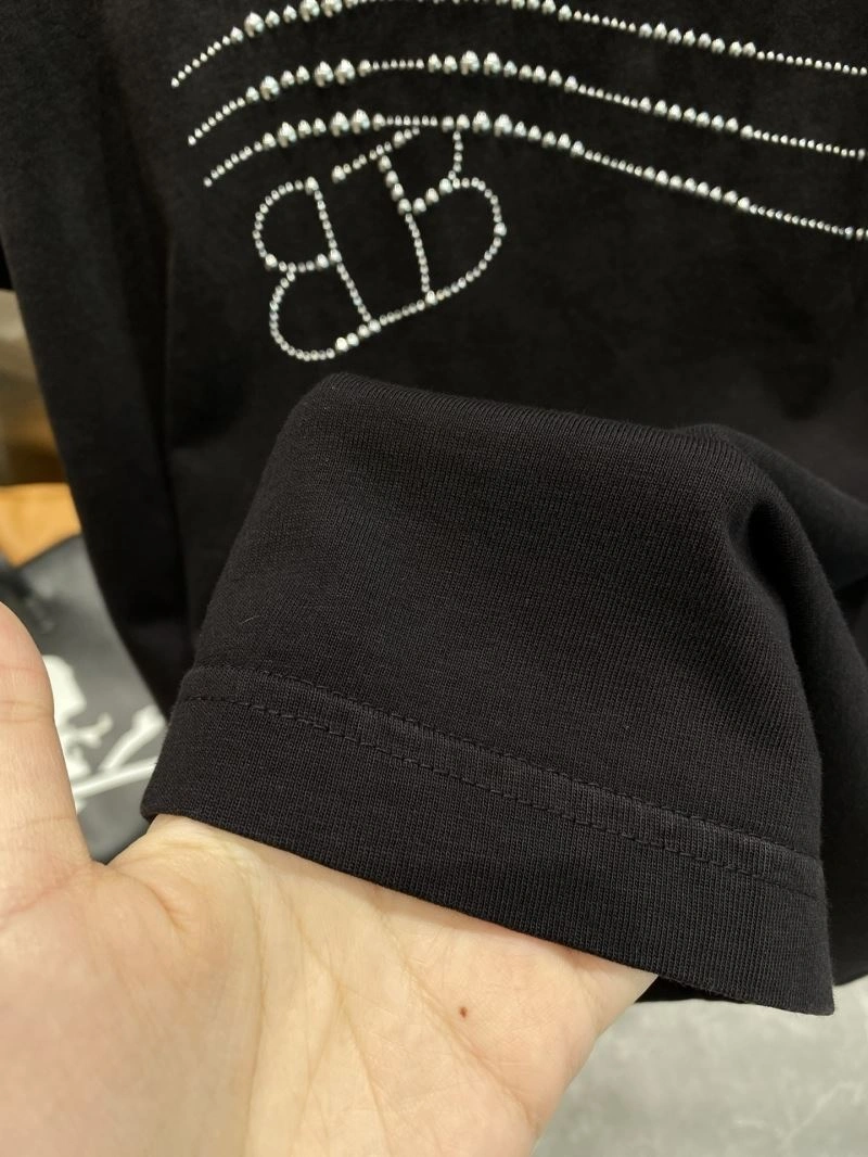 Accurate model Balenciaga T-Shirts