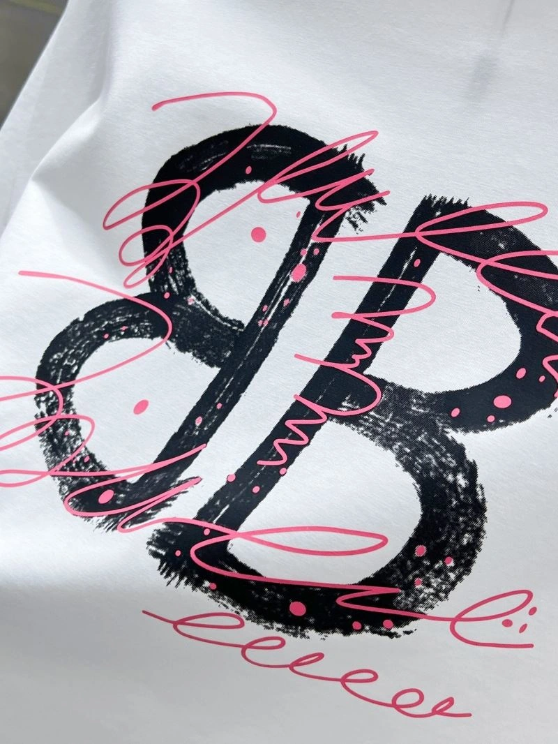Reasonably priced Balenciaga T-Shirts