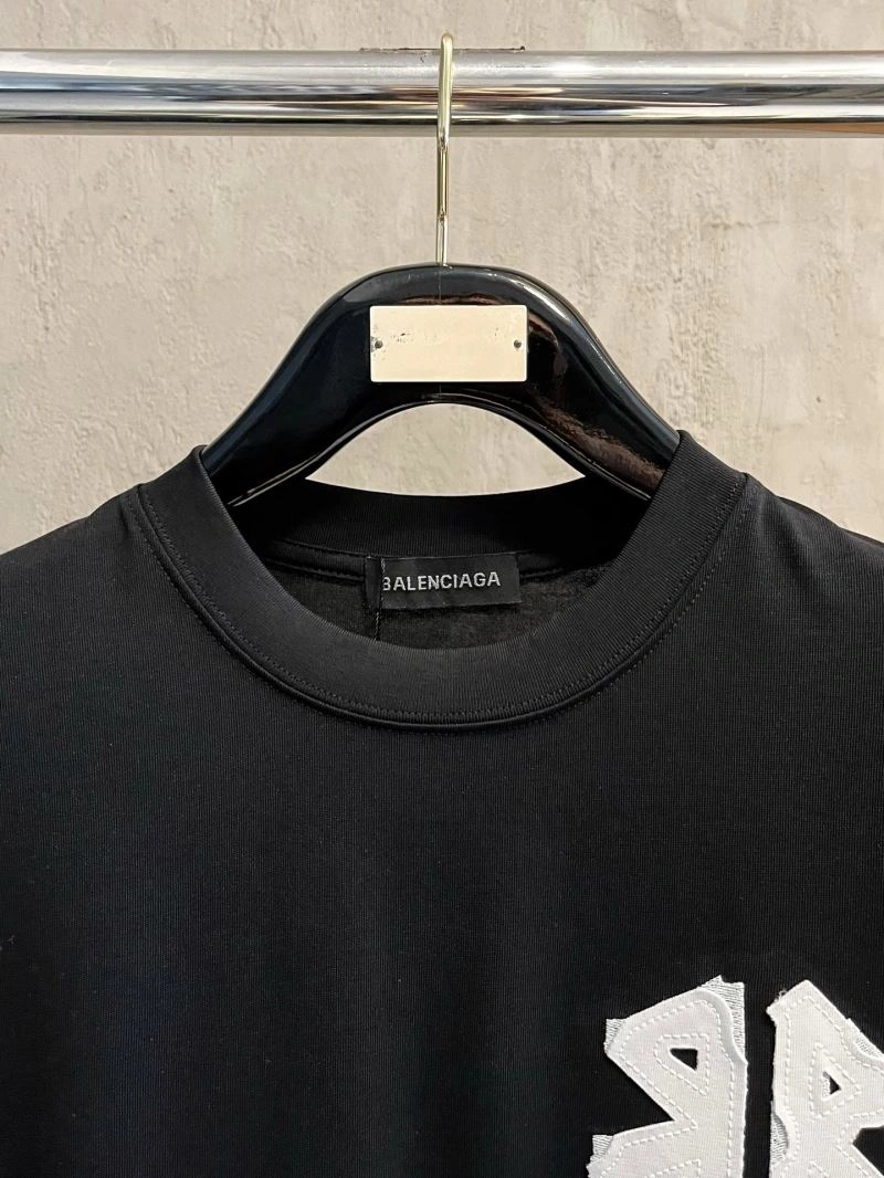 Bargain Balenciaga T-Shirts