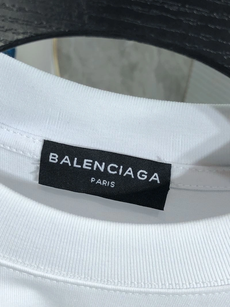 Bargain Balenciaga T-Shirts