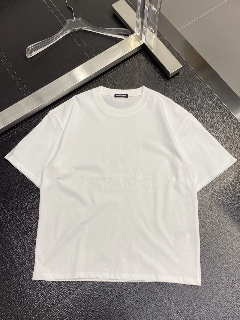 Bargain Balenciaga T-Shirts