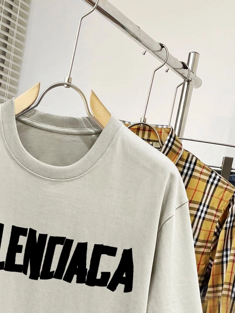 Economical Balenciaga T-Shirts