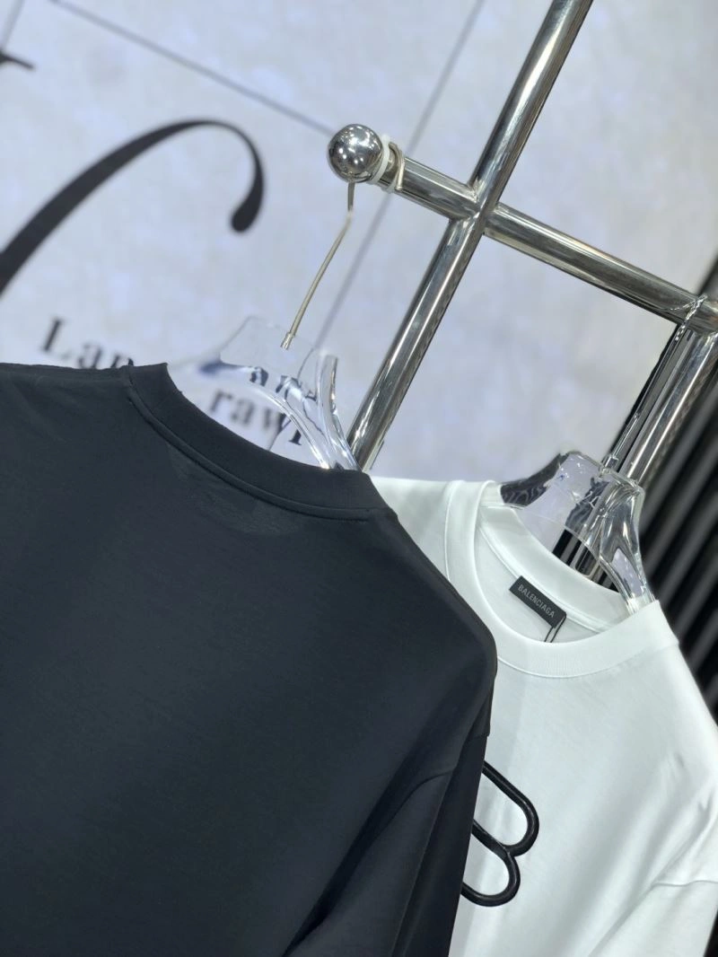 Exact replica Balenciaga T-Shirts