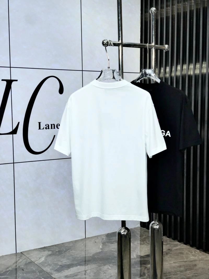 Accurate model Balenciaga T-Shirts