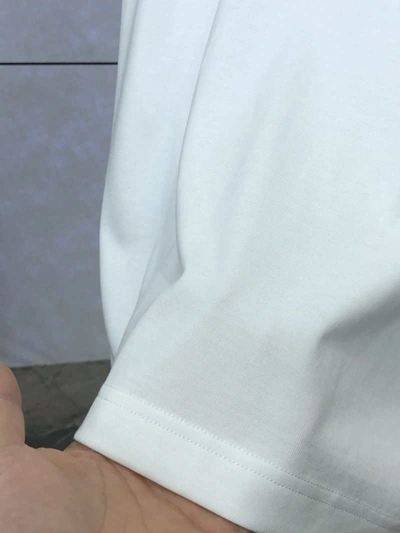 Accurate model Balenciaga T-Shirts