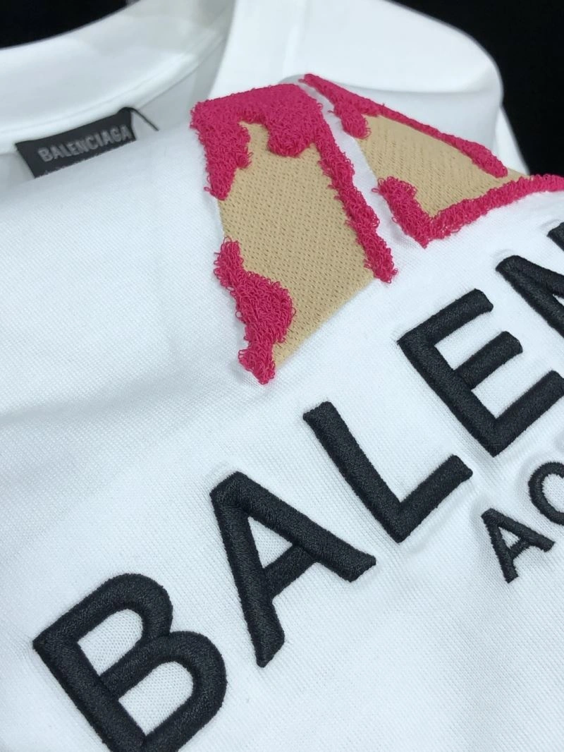 Accurate model Balenciaga T-Shirts