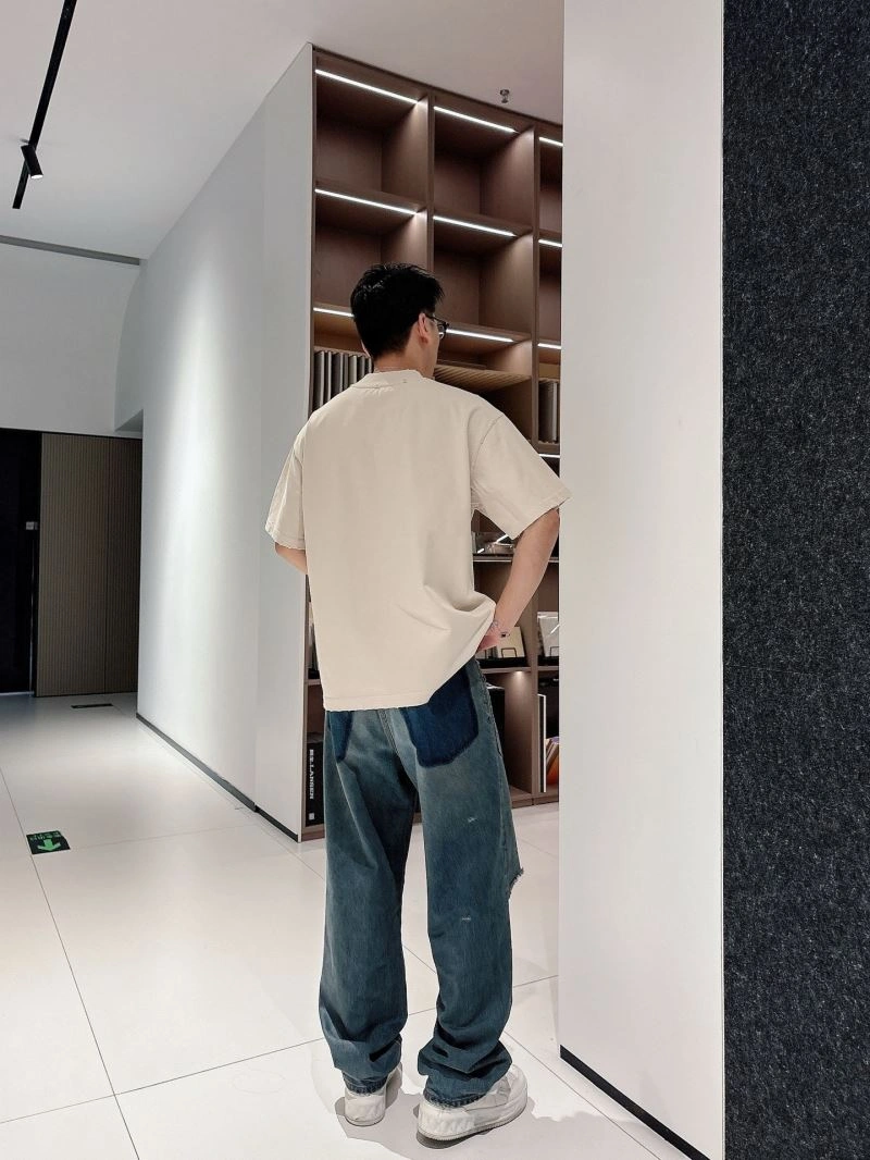 Exact replica Balenciaga T-Shirts
