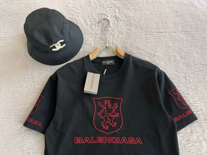 Cut-rate Balenciaga T-Shirts