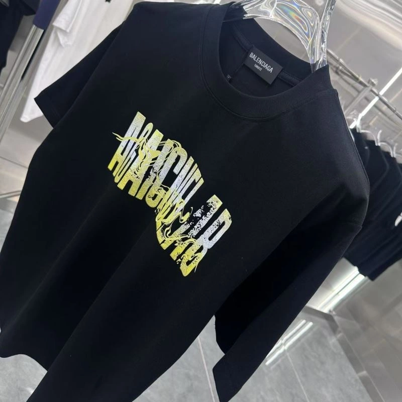 Accurate model Balenciaga T-Shirts