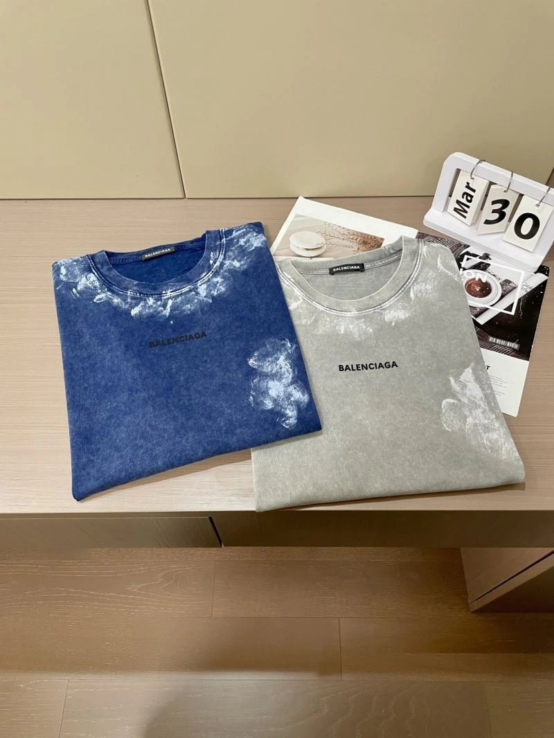 Cut-rate Balenciaga T-Shirts
