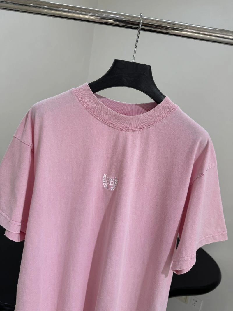 Indistinguishable Balenciaga T-Shirts