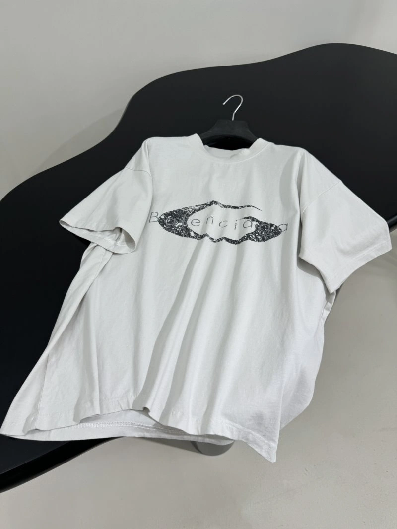 Economical Balenciaga T-Shirts