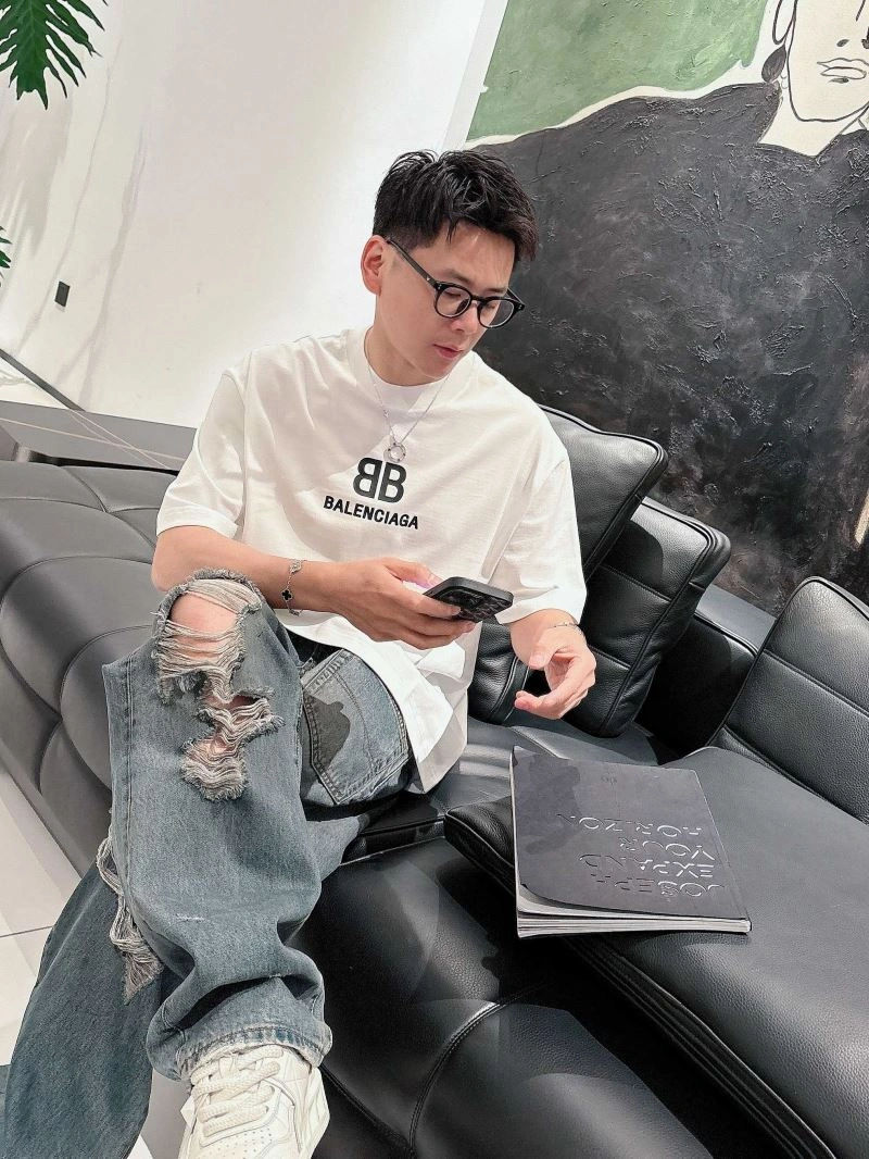 Balenciaga T-Shirts