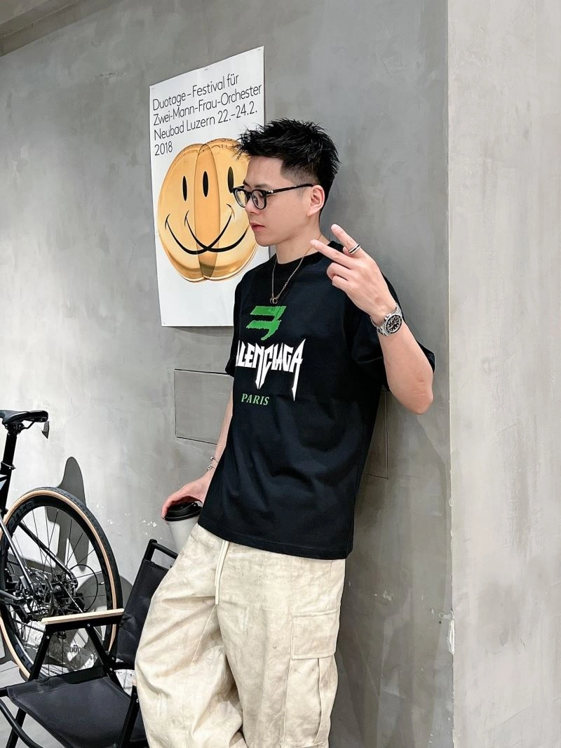 Value-priced Balenciaga T-Shirts