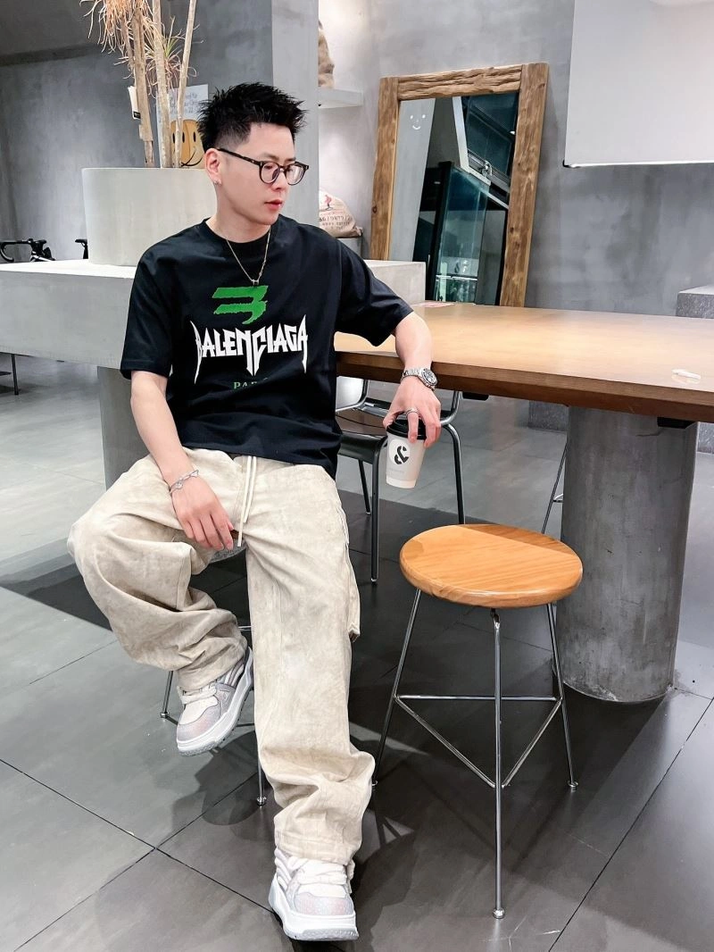 Value-priced Balenciaga T-Shirts