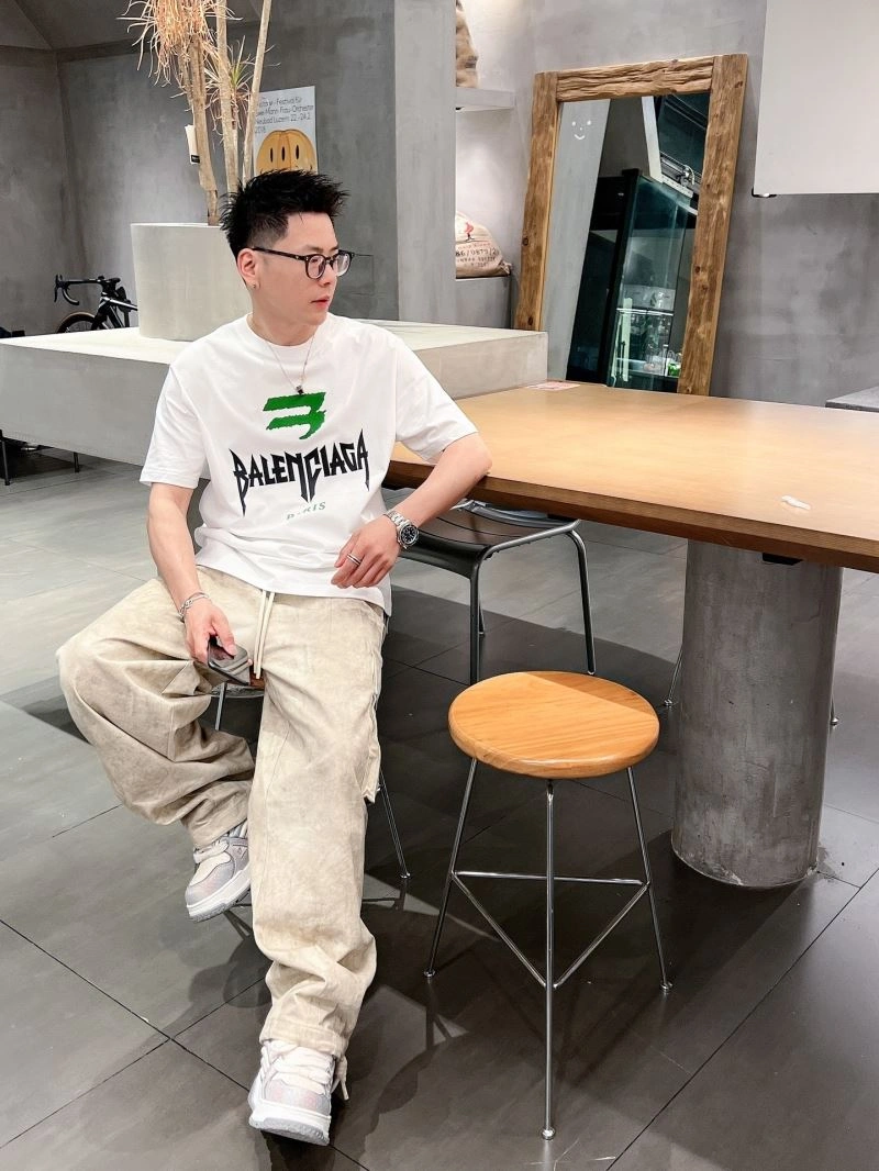 Balenciaga T-Shirts