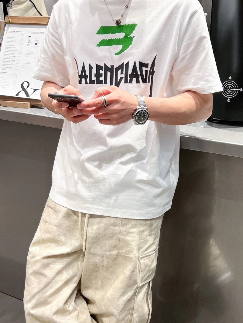 Inexpensive Balenciaga T-Shirts