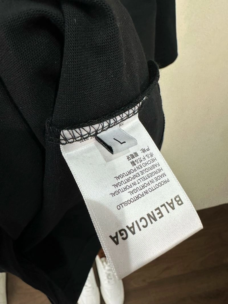 Exact replica Balenciaga T-Shirts