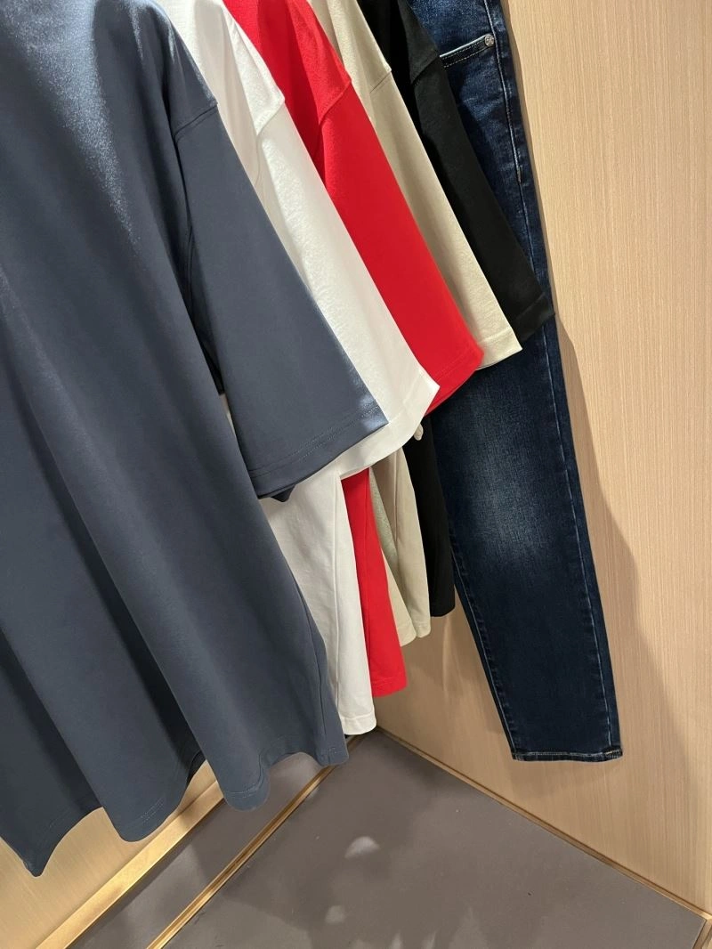 Cut-rate Balenciaga T-Shirts
