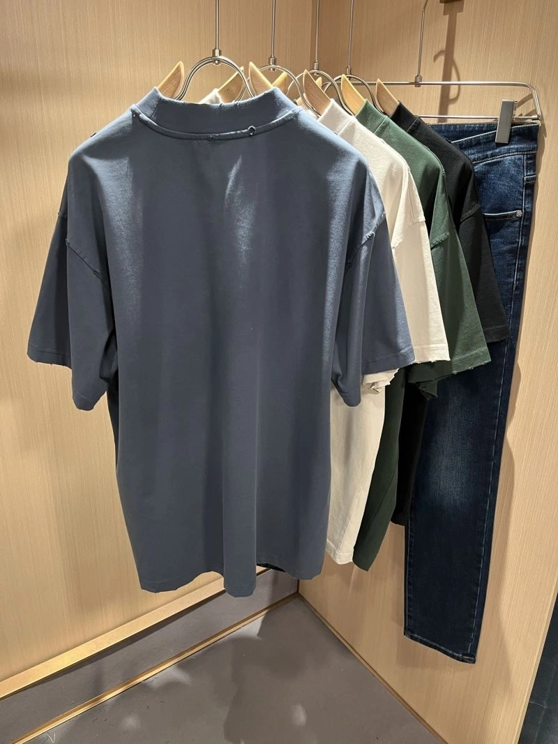 Low-cost Balenciaga T-Shirts